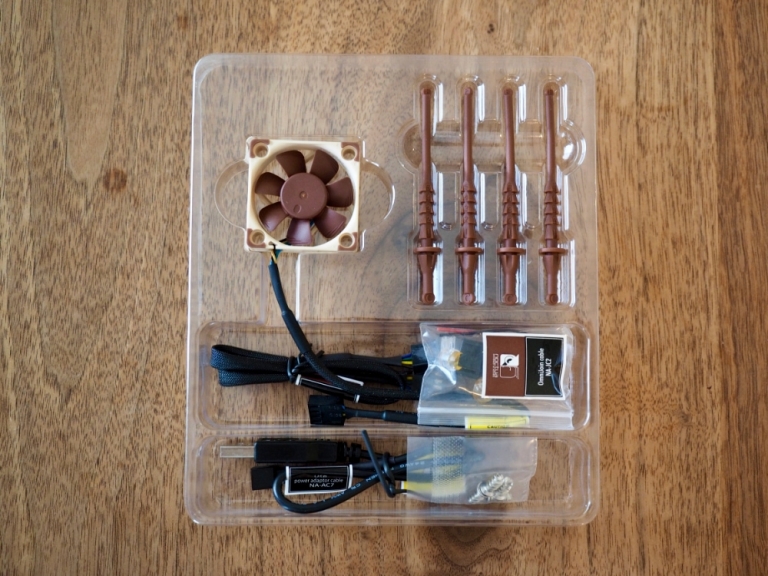 「MiSTer FPGA」にNoctuaの静音ファンを取り付けてみました | sheonite.net